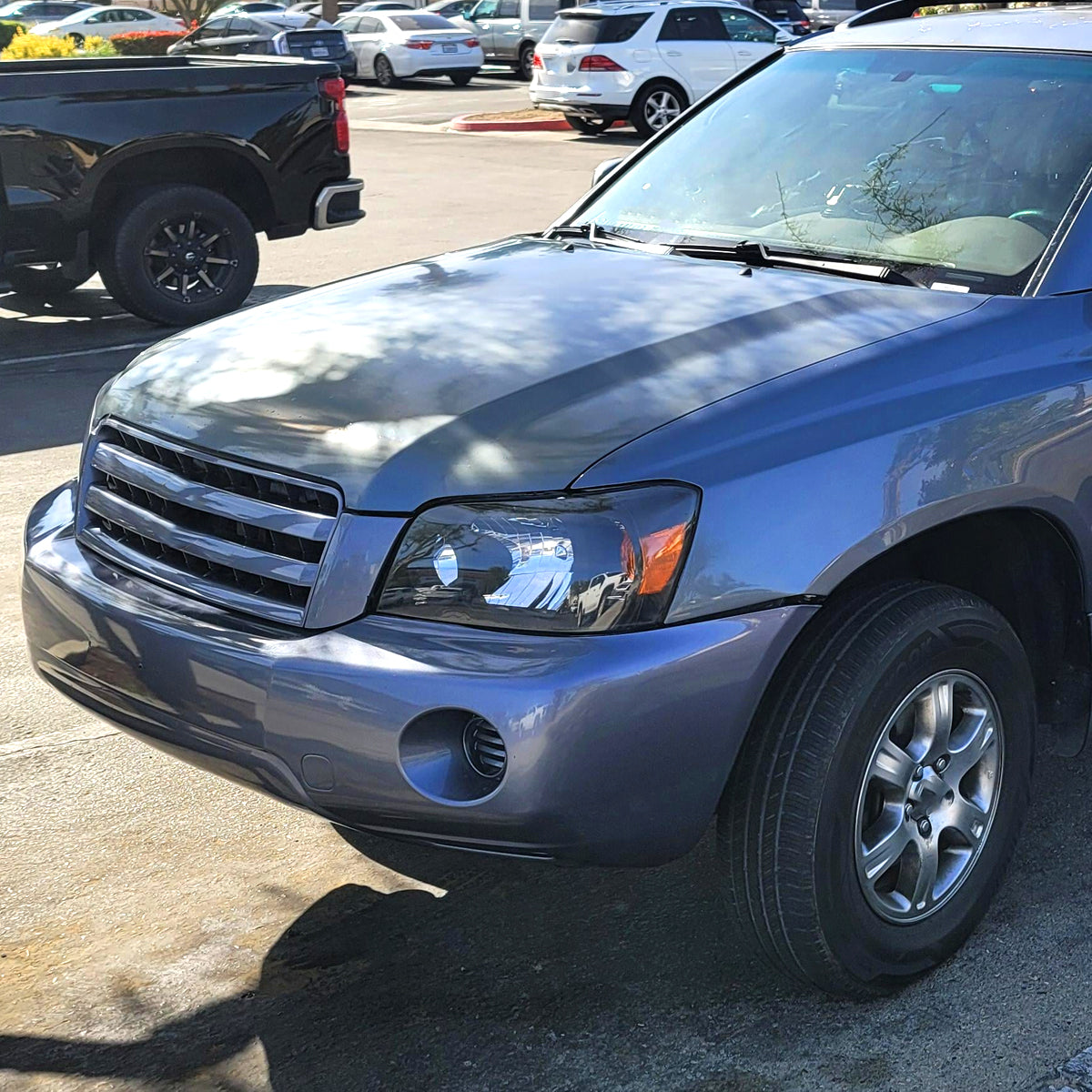 Spec-D Headlights Toyota Highlander (2004-2007) Black OEM Replacement