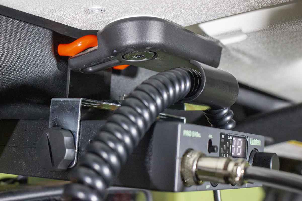 Kentrol CB Radio Mount Jeep Wrangler TJ / Rubicon/Unlimited (2007-2018