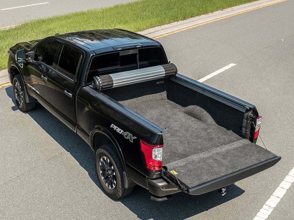 BAK Revolver X2 Tonneau Cover Jeep Gladiator 5ft Bed (20-23) Truck Bed