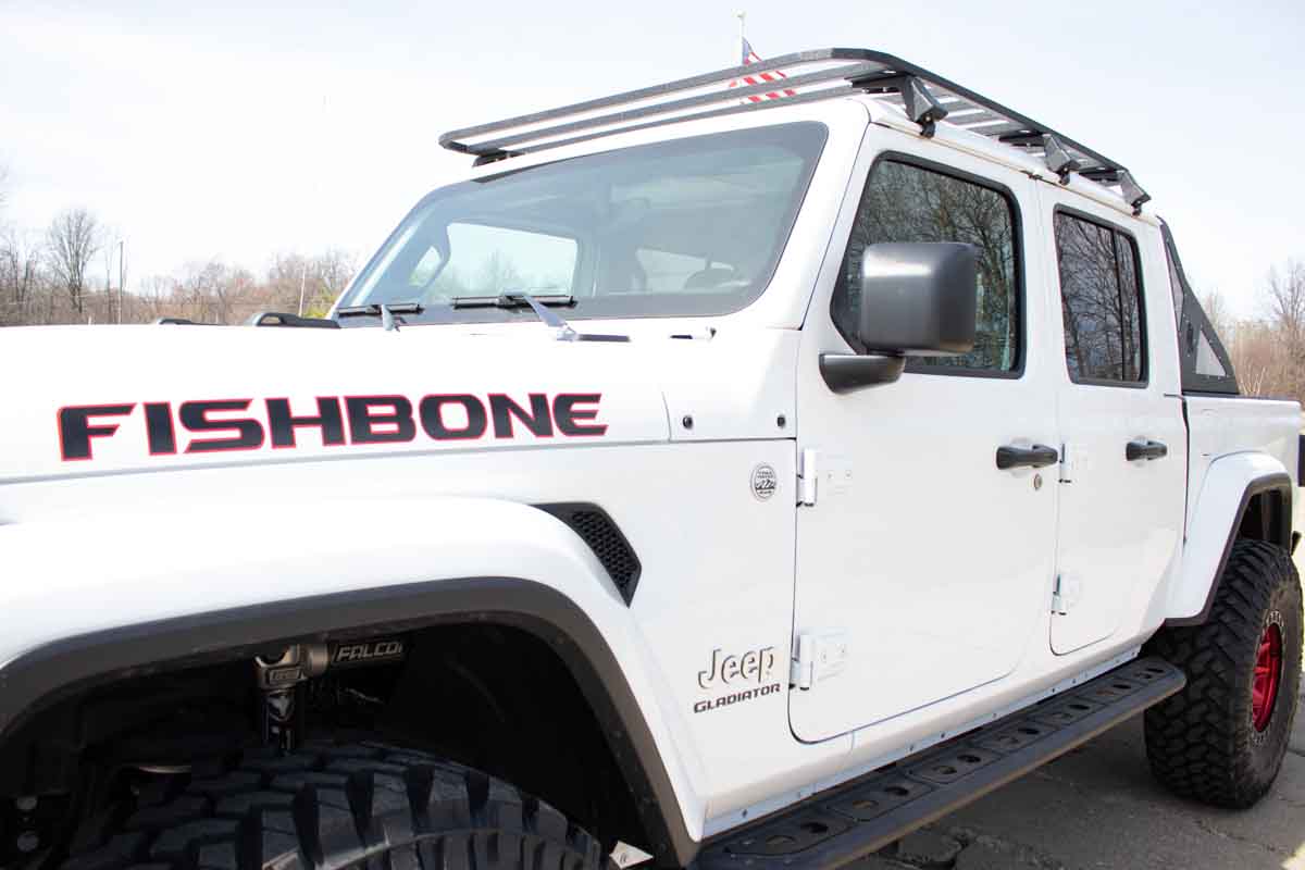 Fishbone Offroad Chase Rack Jeep Gladiator JT (20-23) w/ Molle Window