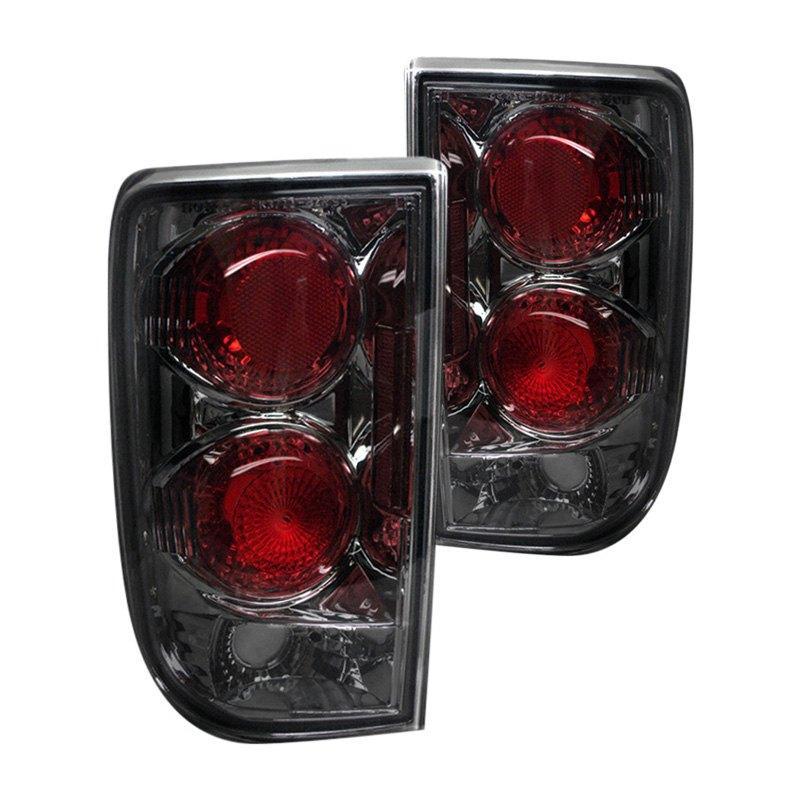 Spyder Euro Style Tail Lights Oldsmobile Bravada (96-01) Black / Chrom
