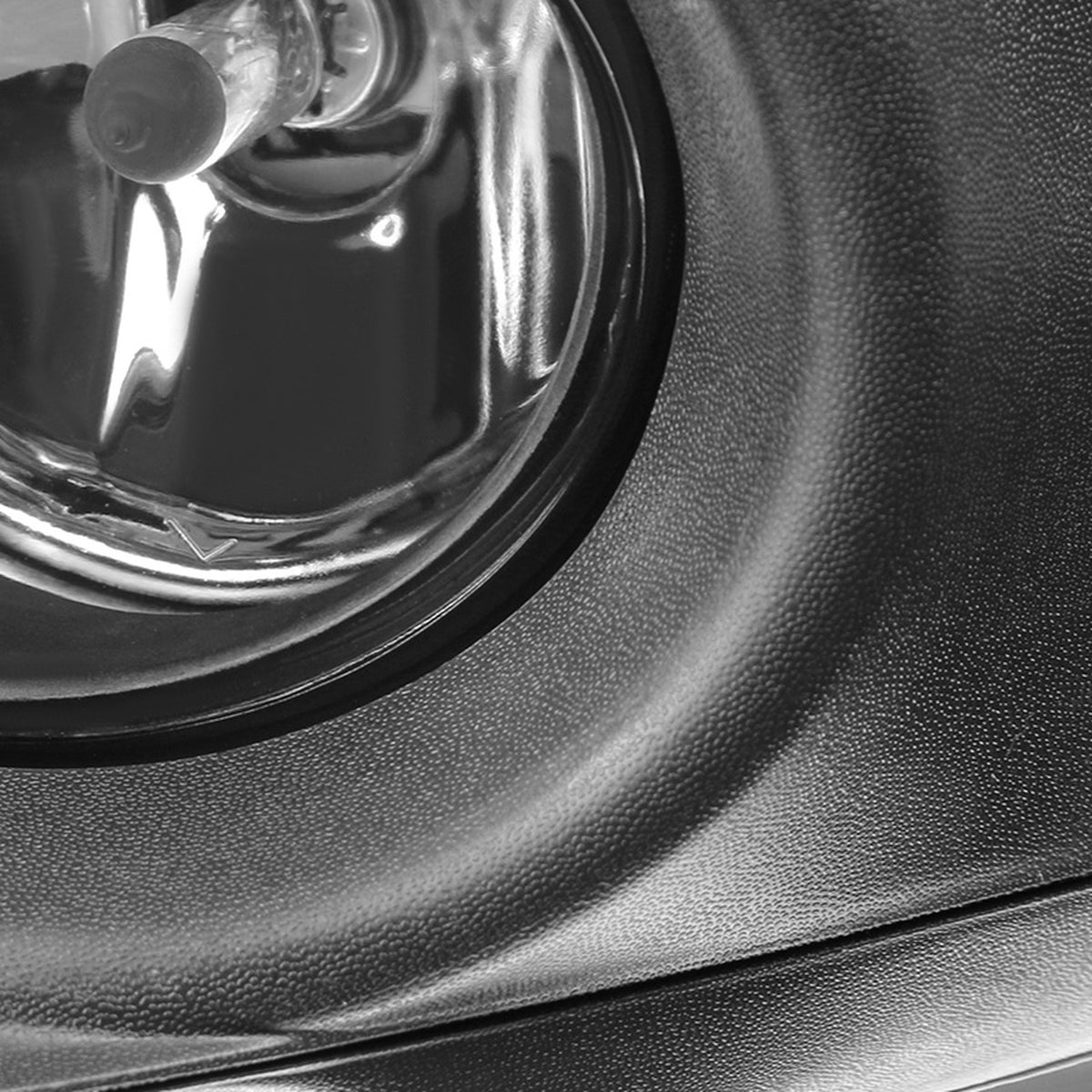 Spec-D OEM Fog Lights Nissan Versa Sedan (2015-2017) Chrome Housing
