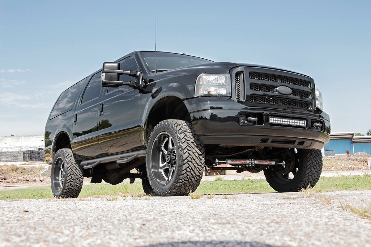 Rough Country Lift Kit Ford Excursion 4WD (2000-2005) 3" Suspension Li