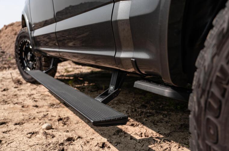 AMP PowerStep Xtreme Running Boards Ford F150 Cabs (15-20) Power S