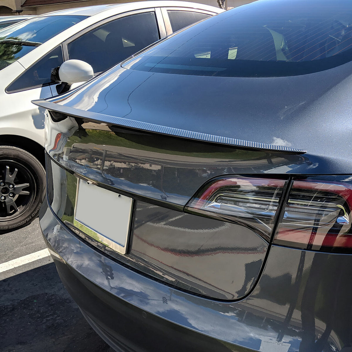 Spec-D Spoiler Tesla Model 3 (2017-2021) Gloss Carbon Fiber - OEM Fact